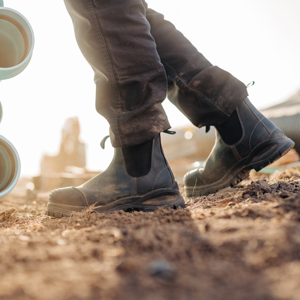 Blundstone Boots 990 – Master Workwear
